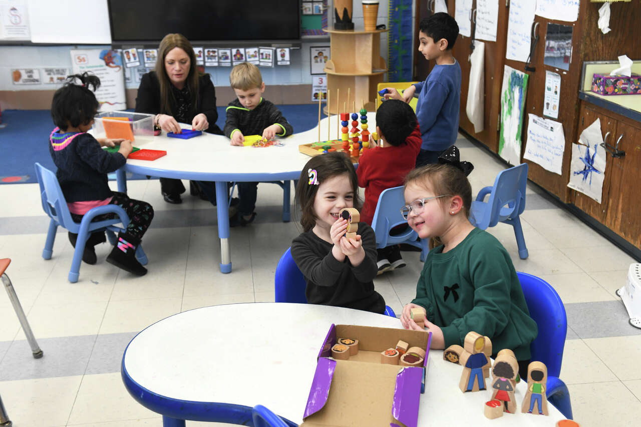 Two Shelton schools named to CT's list of 'Schools of Distinction ...