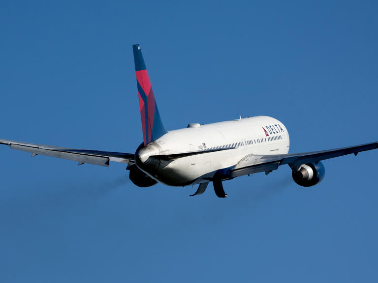 A New York to Scotland flight got all the way across the Atlantic ...