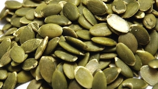 Gynaecologist shares why women should eat pumpkin seeds: Benefits for ...
