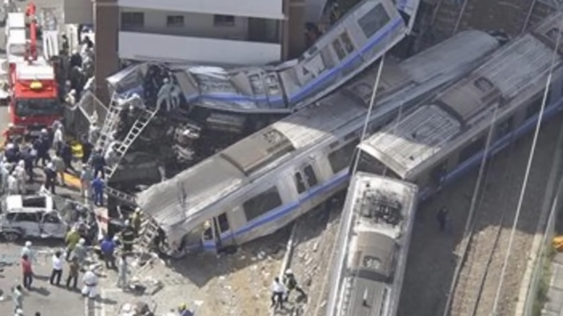How a 90-second delay triggered Japan’s biggest train disaster