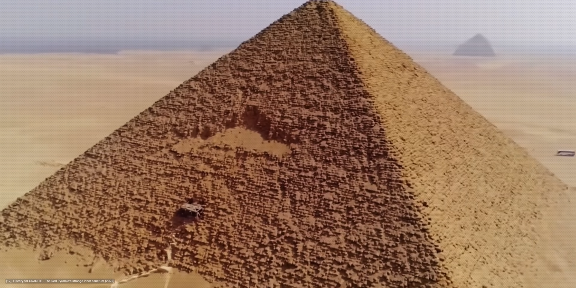How 25,000 workers lifted 2.3 million stones into a perfect pyramid
