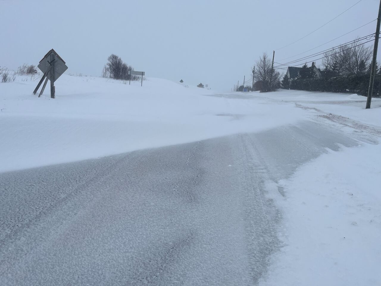 Schools closed on PEI as strong winds hit the province
