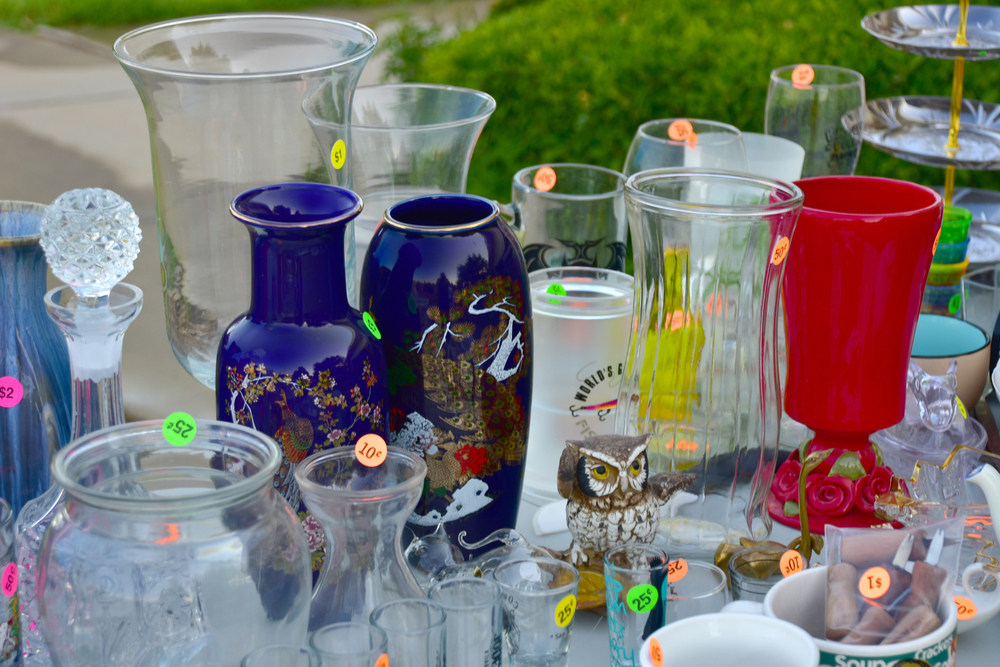 25 common items at church rummage sales that resellers always grab first