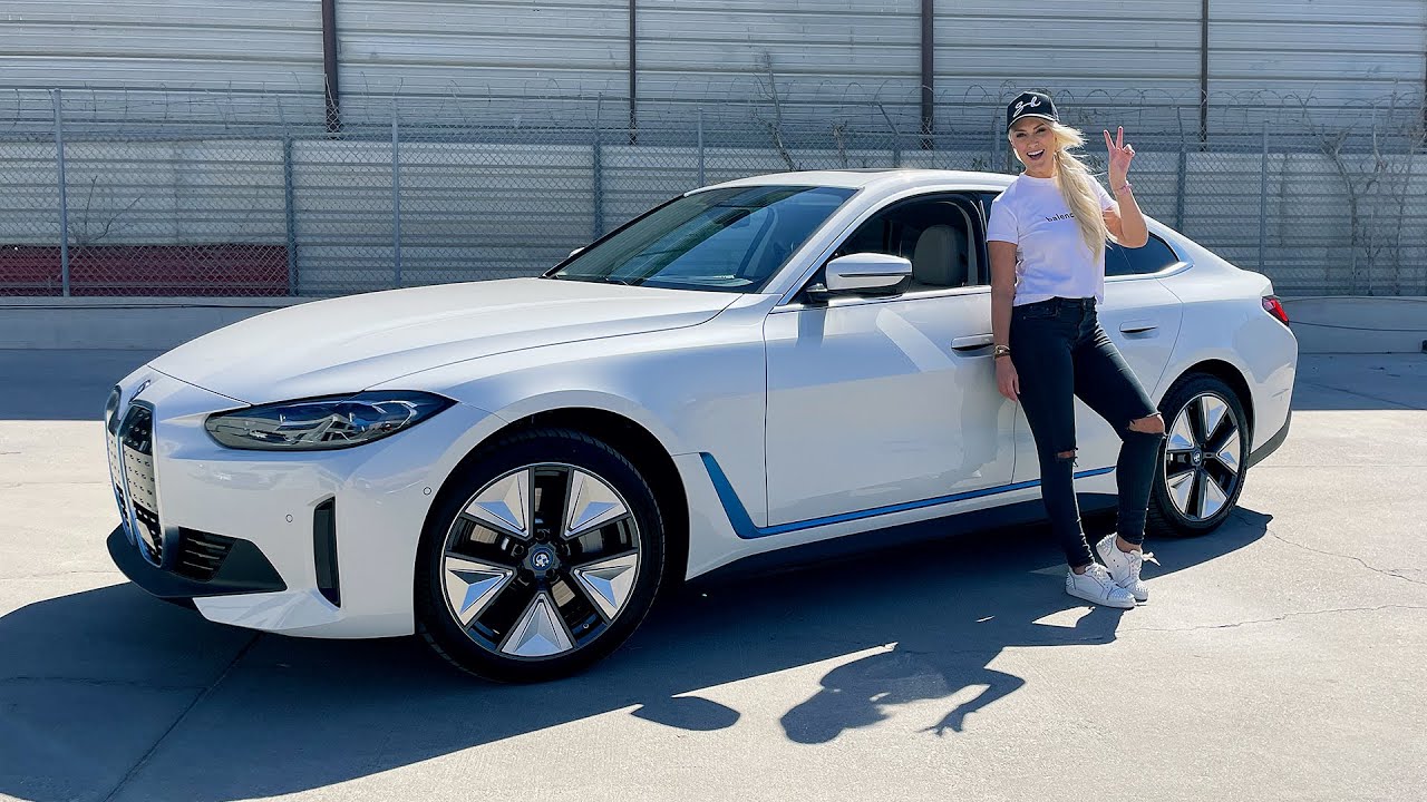 Electric BMW i4 comes with 3 different keys