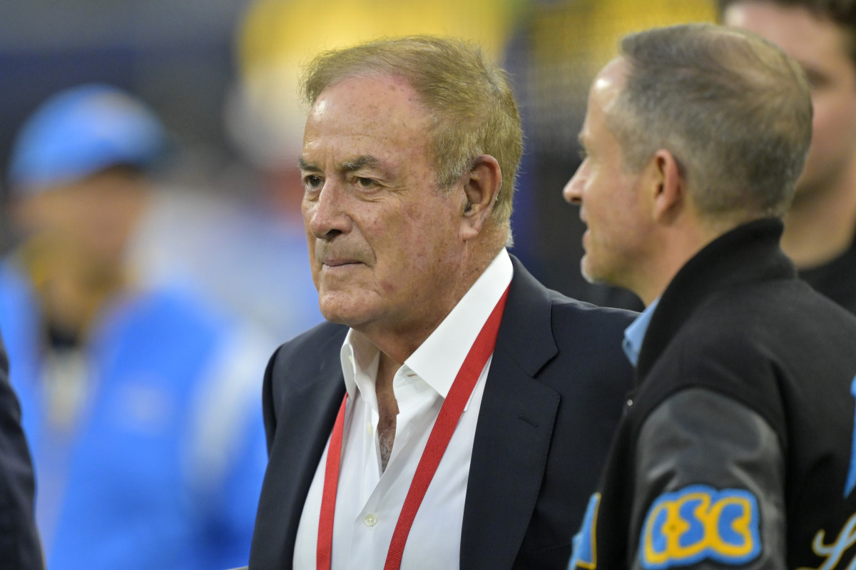 NFL fans have the same complaint with Al Michaels