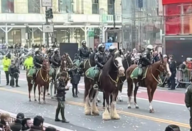 The show must go on — even dancing on horse poop: Macy's Thanksgiving ...
