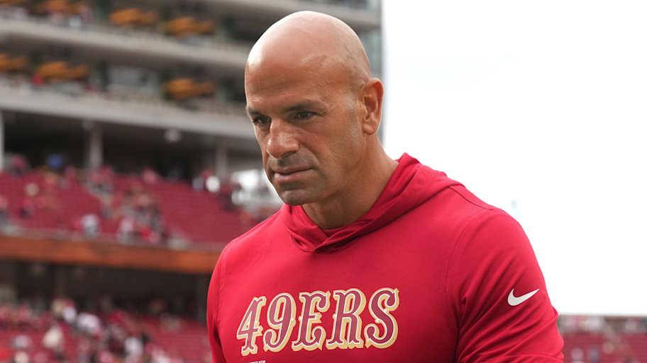 49ers DC Robert Saleh breaks silence on possible return to head coaching