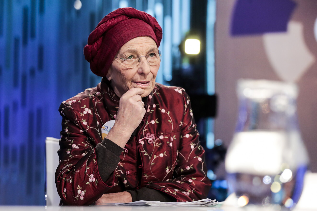 Emma Bonino sta meglio, trasferita in reparto al San Filippo Neri