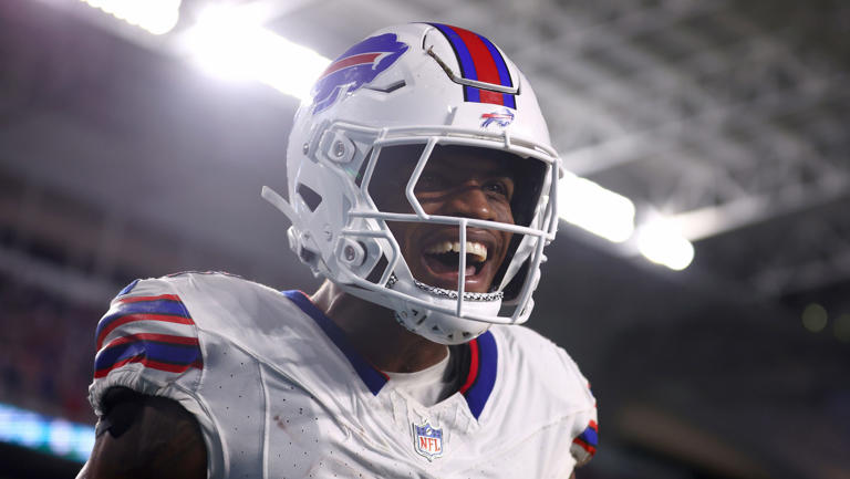 Ex-Bills CB snags playoff interception after abrupt exit from Buffalo