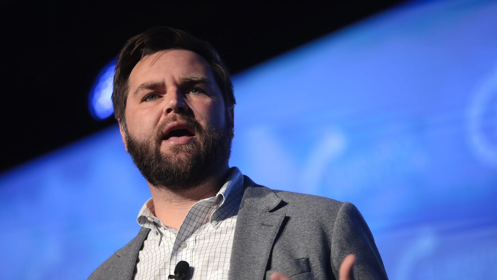 'This chat's kind of dead': JD Vance went back to unsecured Signal chat ...