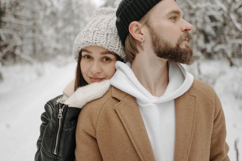 10 quiet relationship signs that mean he's not going anywhere