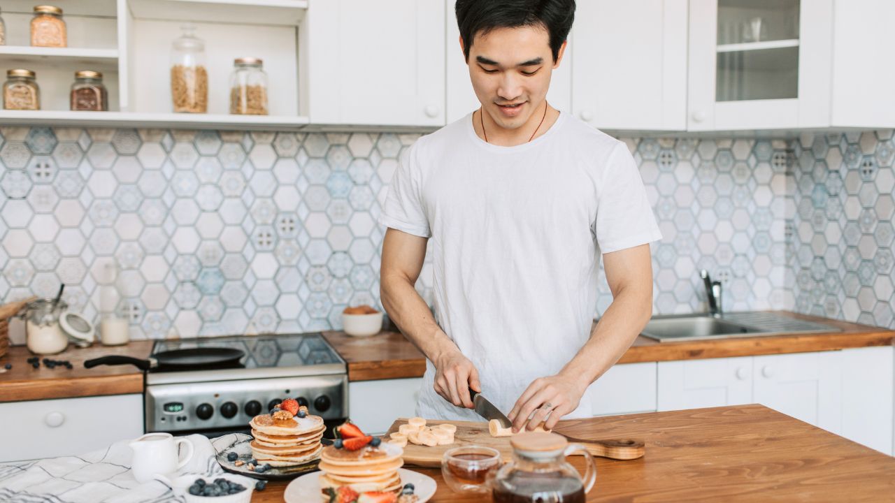 My sister wants me to cook for her three picky kids every day because I ...