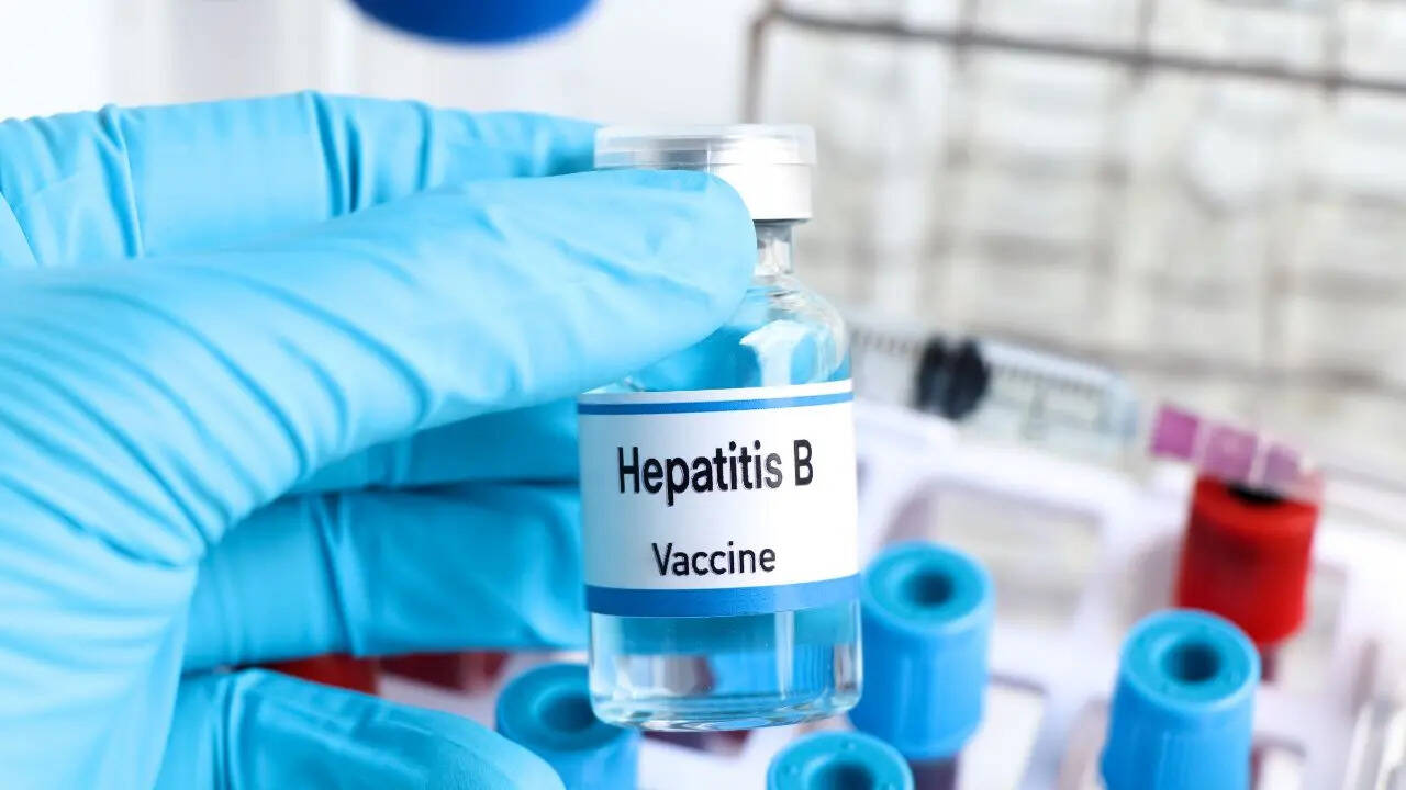 Hepatitis B infection and vaccination: Risks, safety, and long-term ...