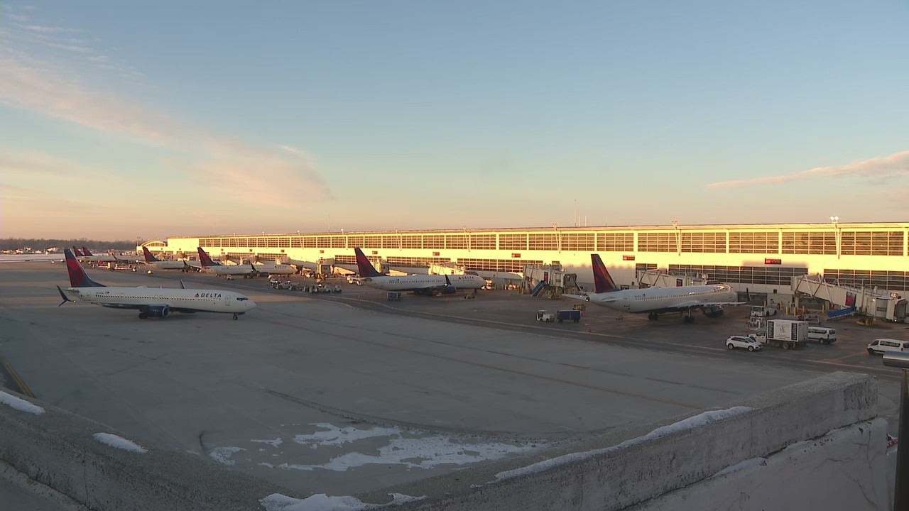 Delta delays Detroit Metro Airport: How to check your flight status