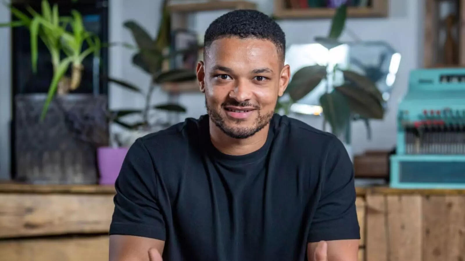 Who is Steven Bartlett? The entrepreneur who went from bedroom recordings to Spotify’s No. 2 ...