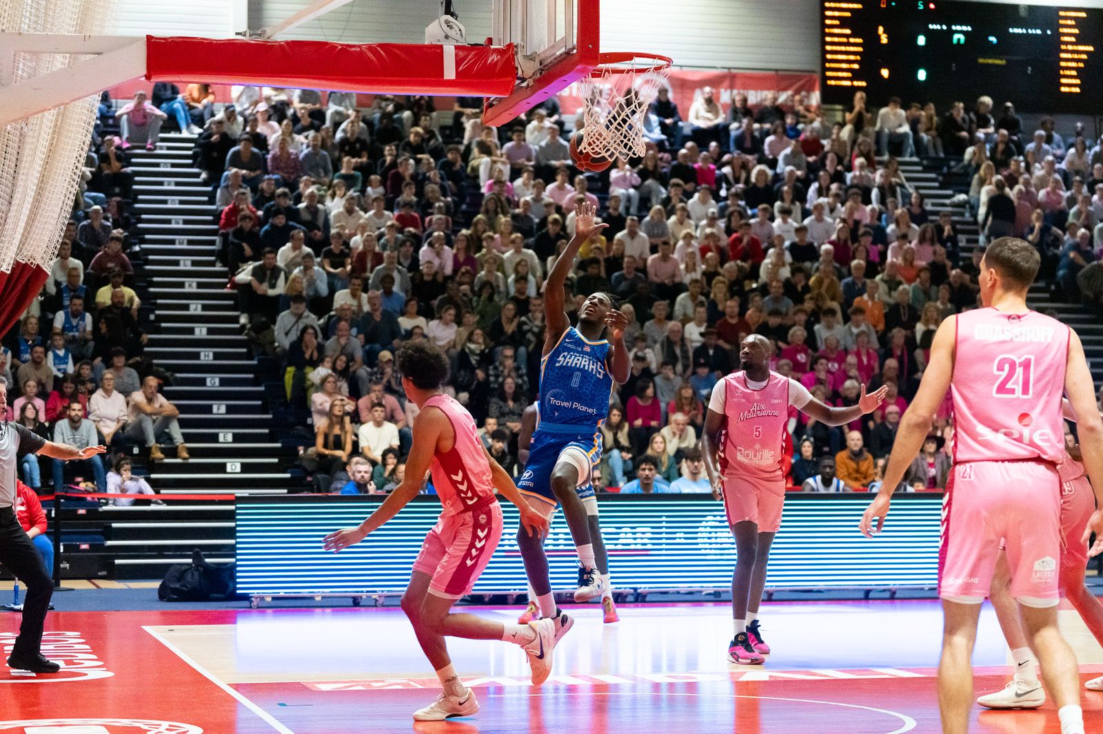 Antibes privé de son capitaine pour un mois