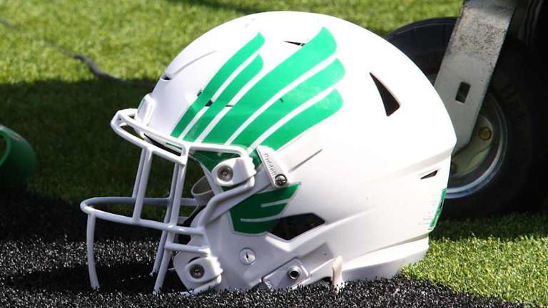 Offensive coordinator names for Pat Fitzgerald to consider