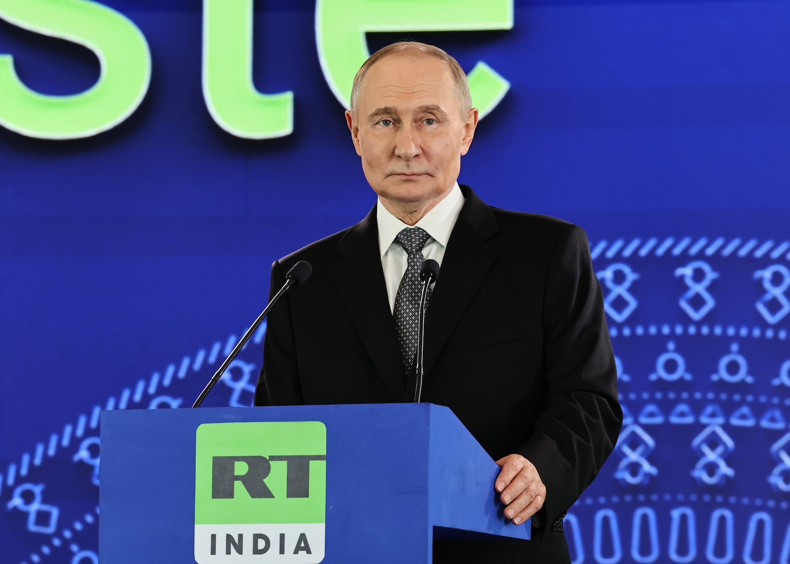 Trump national security strategy issues warning on European allies