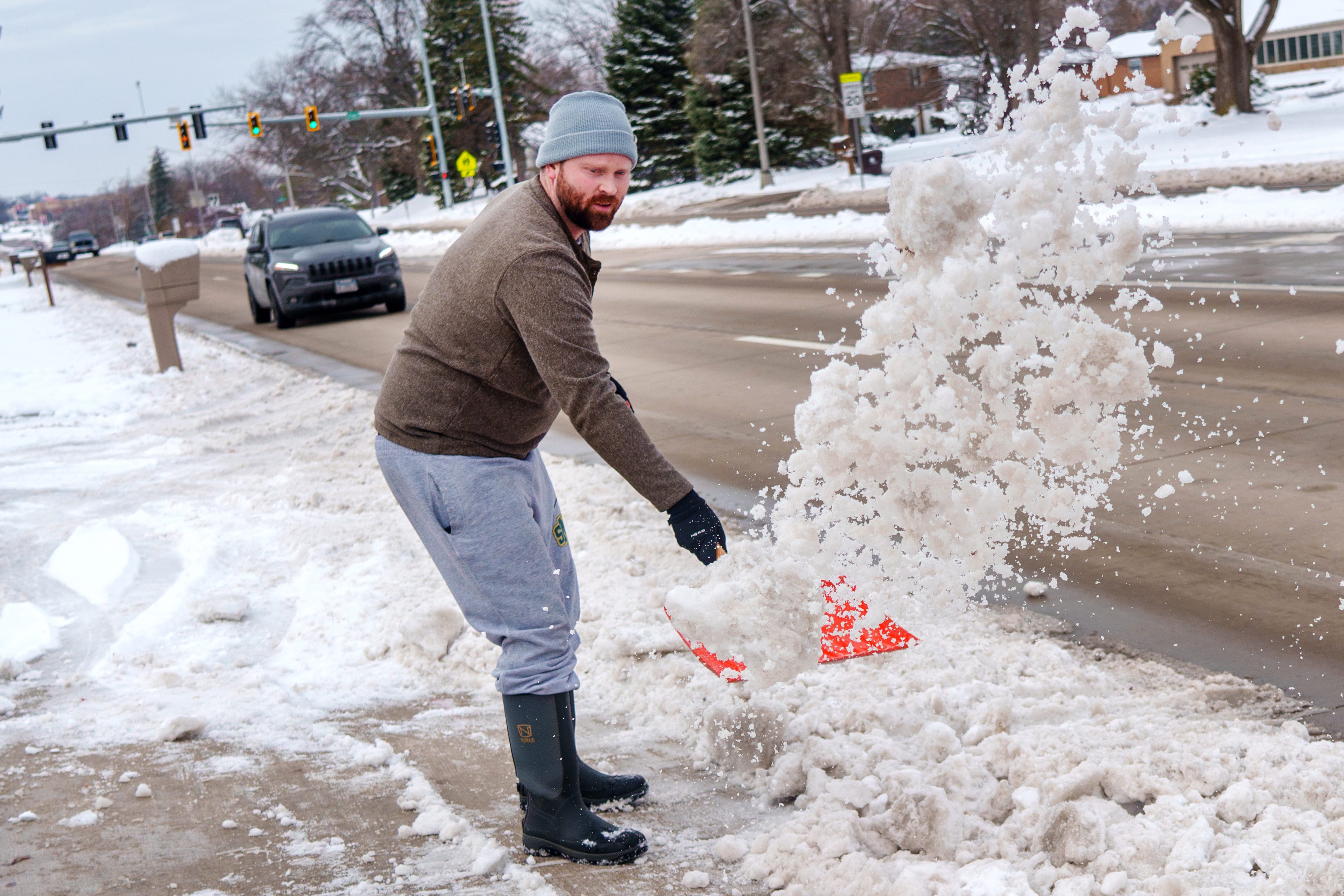 Snow is returning to central Illinois this weekend. Here's the forecast
