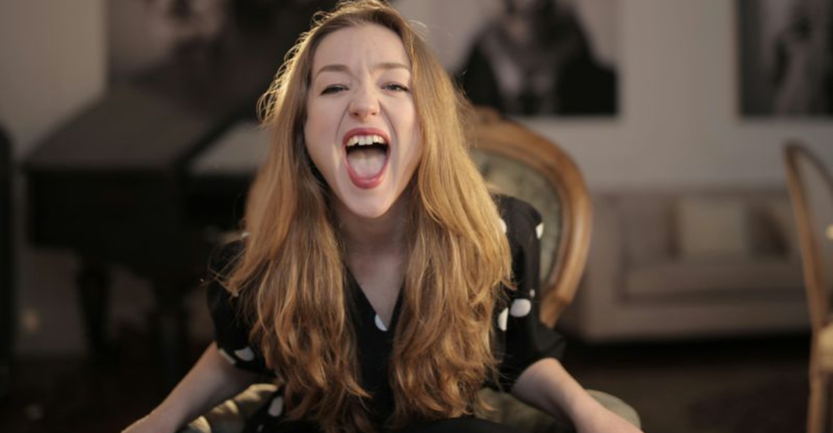 14 things people do that instantly reveal they’re self-centered