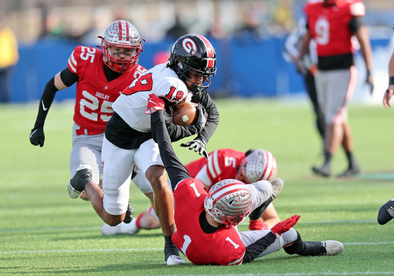 Glenville vs. Shelby rewind: Relive the 2025 OHSAA Division IV football ...