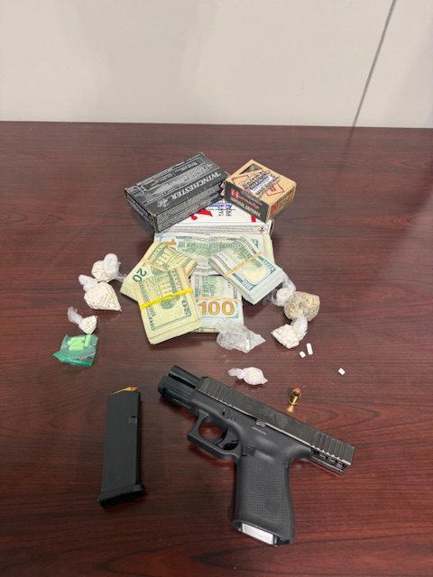 Drugs, gun, cash seized during fugitive’s arrest in Donelson