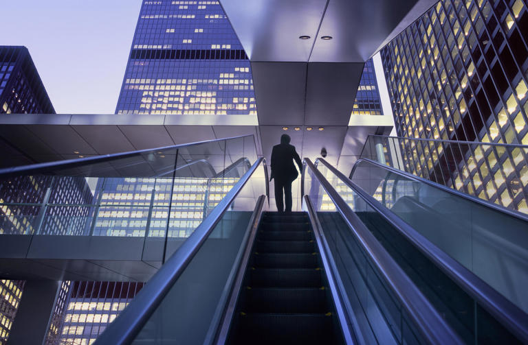 Climbing the career ladder? 5 secrets to building resilience from ...