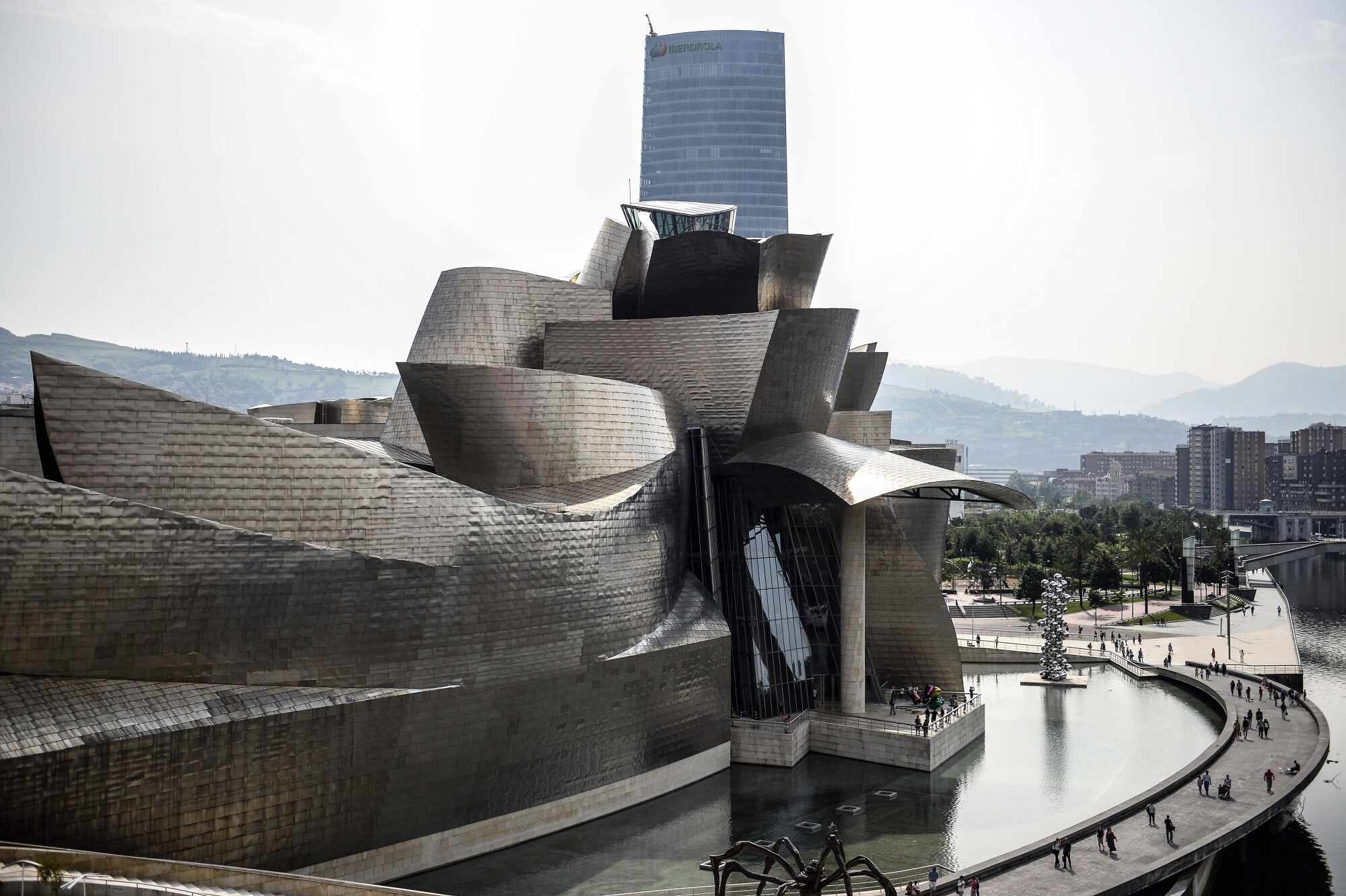 Frank Gehry, architect who sparked ‘Bilbao effect,’ dies at 96