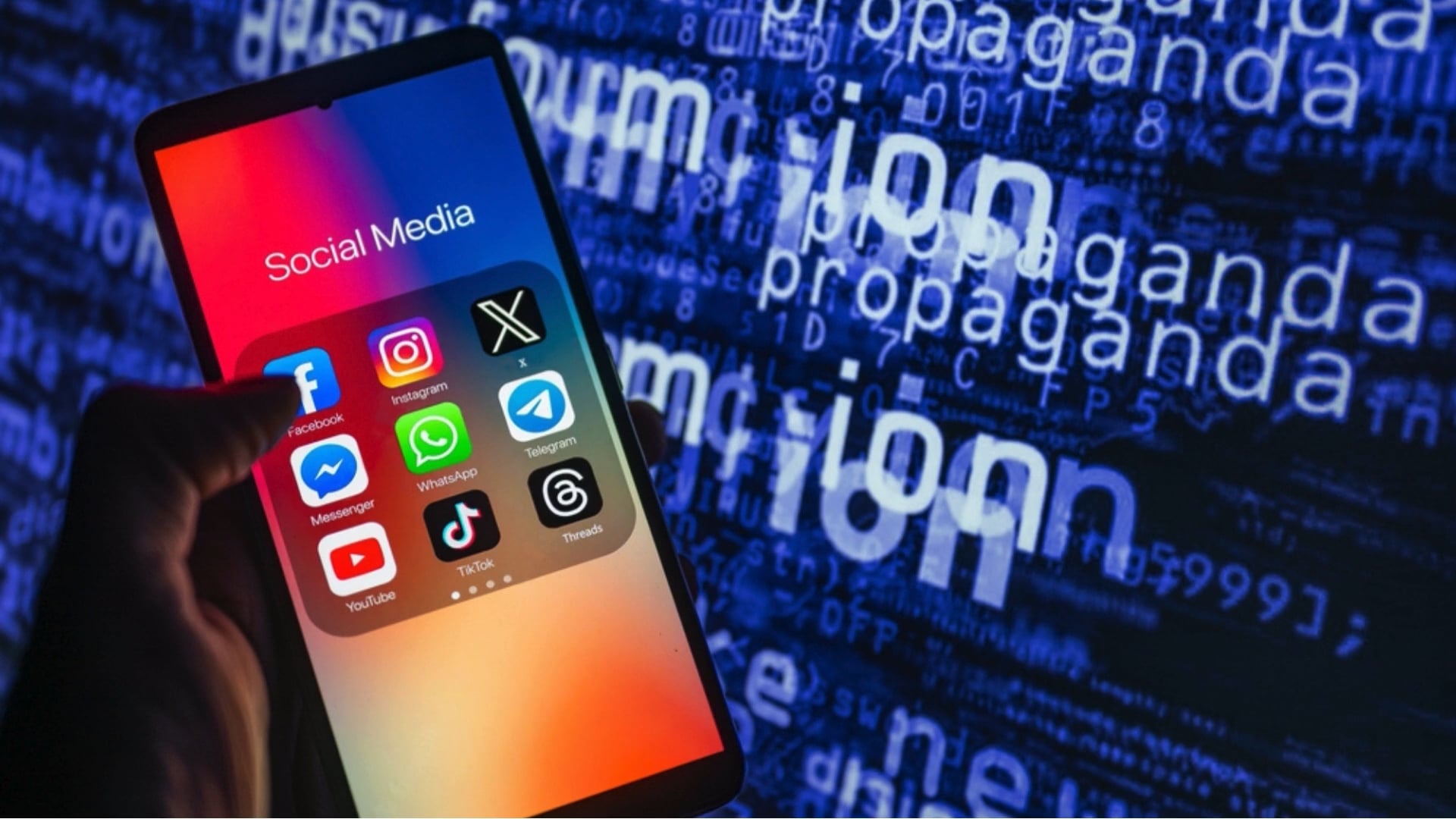 Social media spreads vaccine doubts faster than facts, science ...