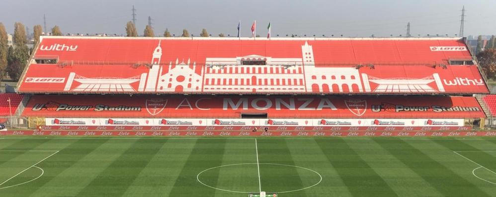 Calcio, è il giorno della supersfida Monza-Frosinone. Seguite il nostro ...