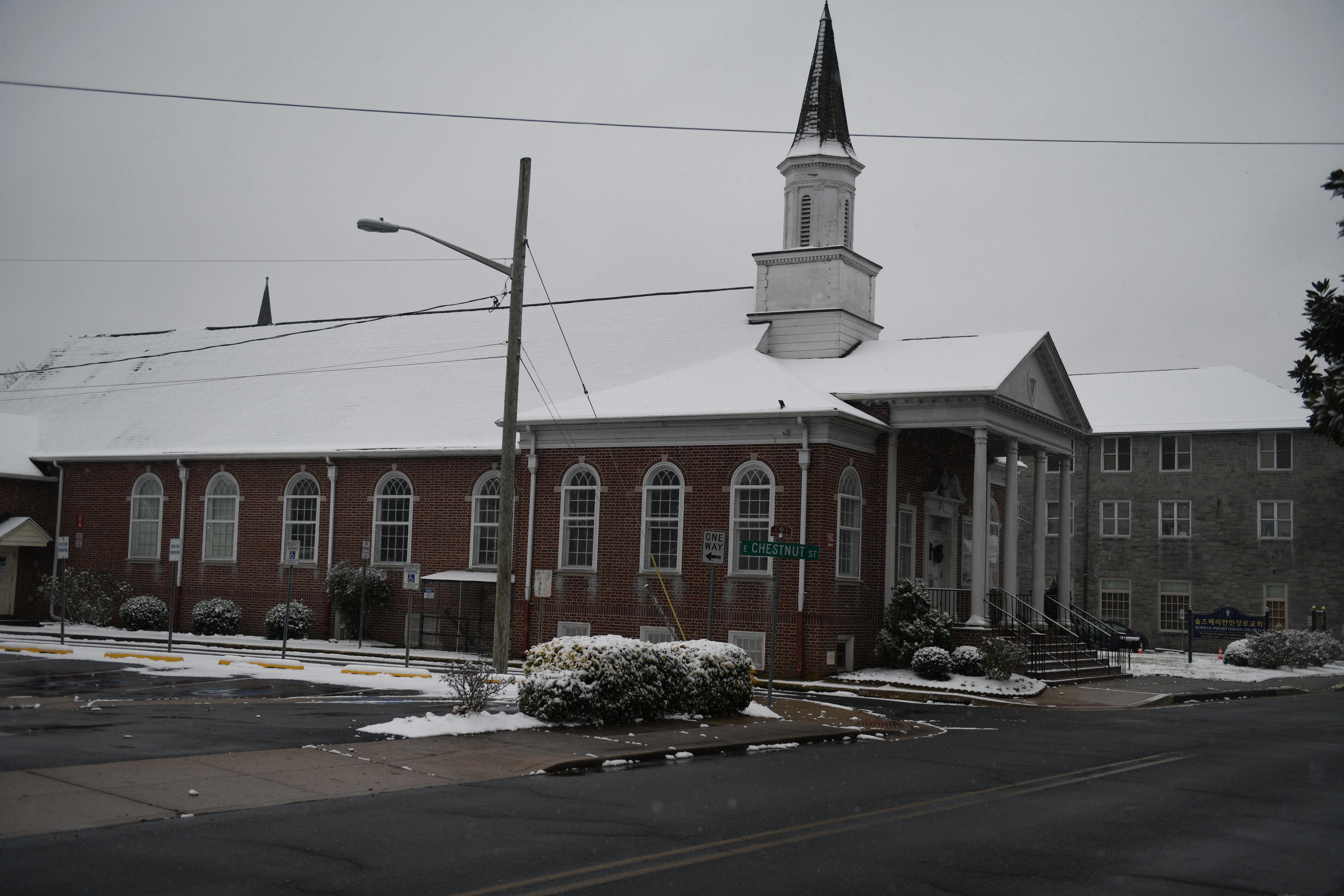 Snow falls in Salisbury, but how much could we get? Find out here