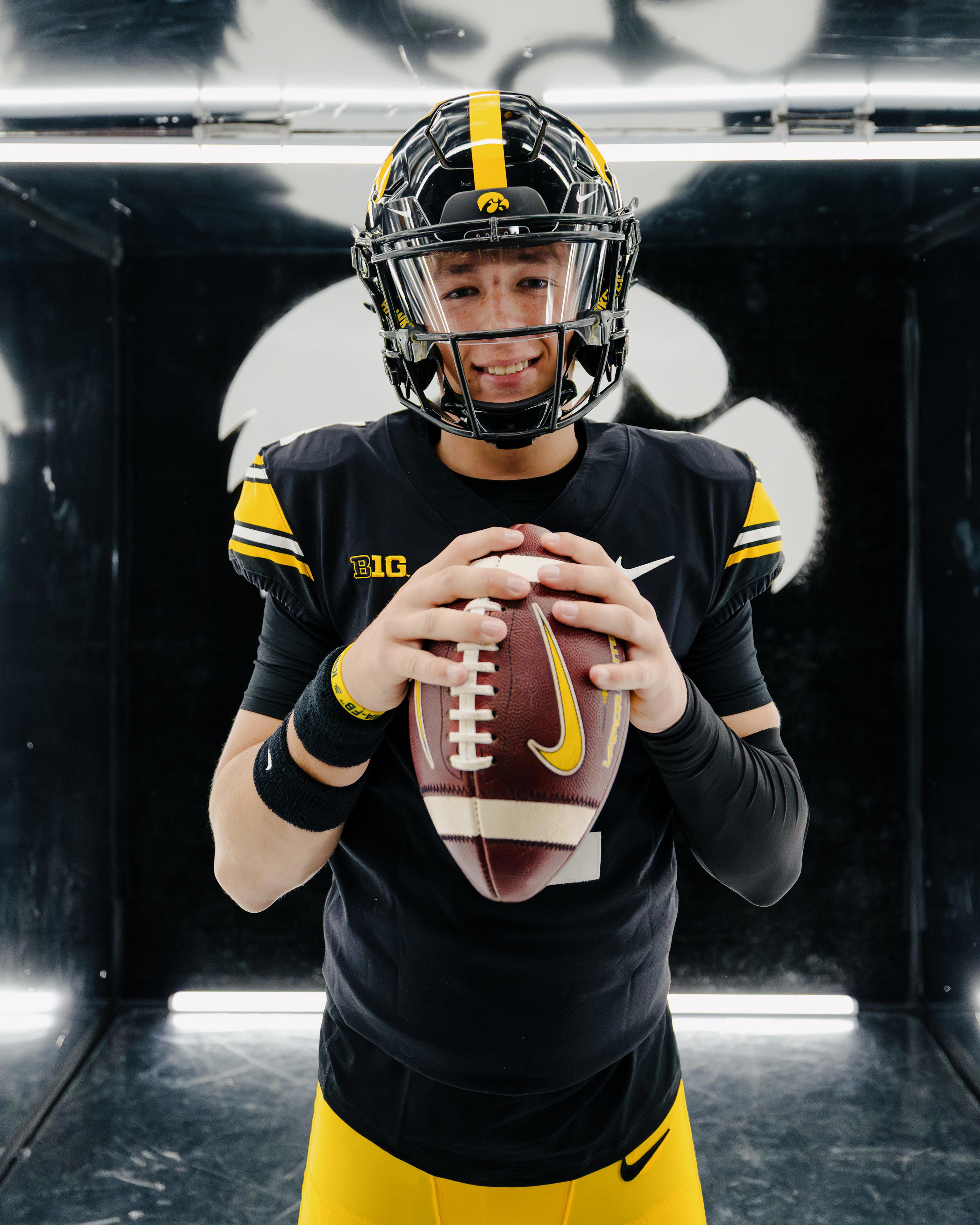 Iowa football signee tabbed as Rivals' 2026 'sleeper' QB