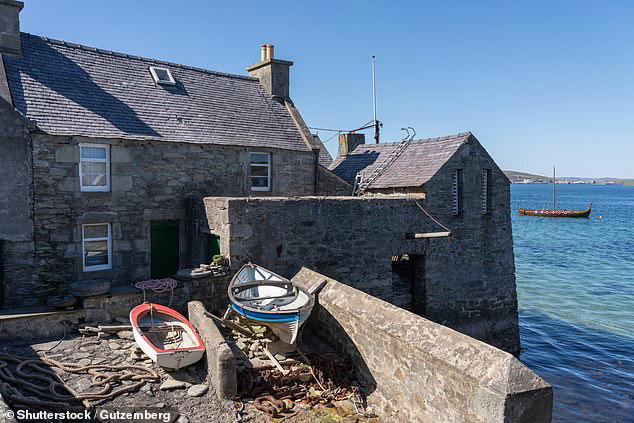 The remote town with the cleanest beaches in the UK - and it's home to ...