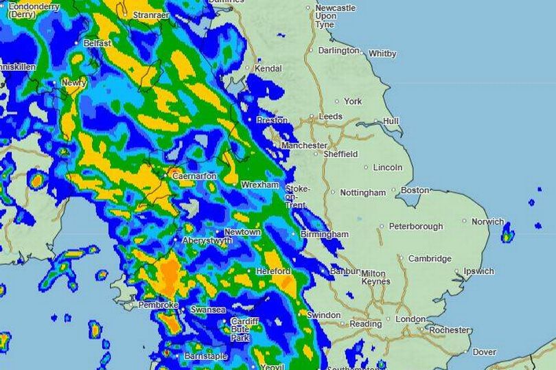 BBC weather forecaster warns of Wales flooding risk as heavy rain sweeps in