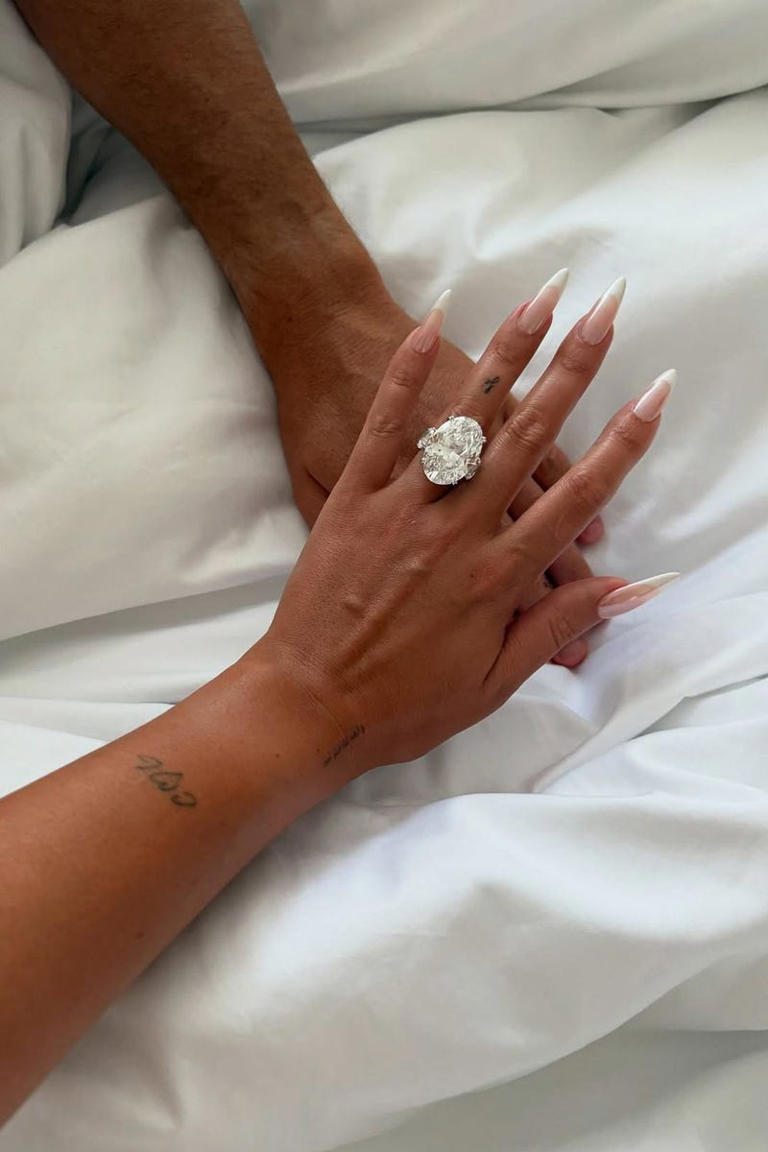 Reviewing all the most jaw-dropping celebrity engagement rings of the year