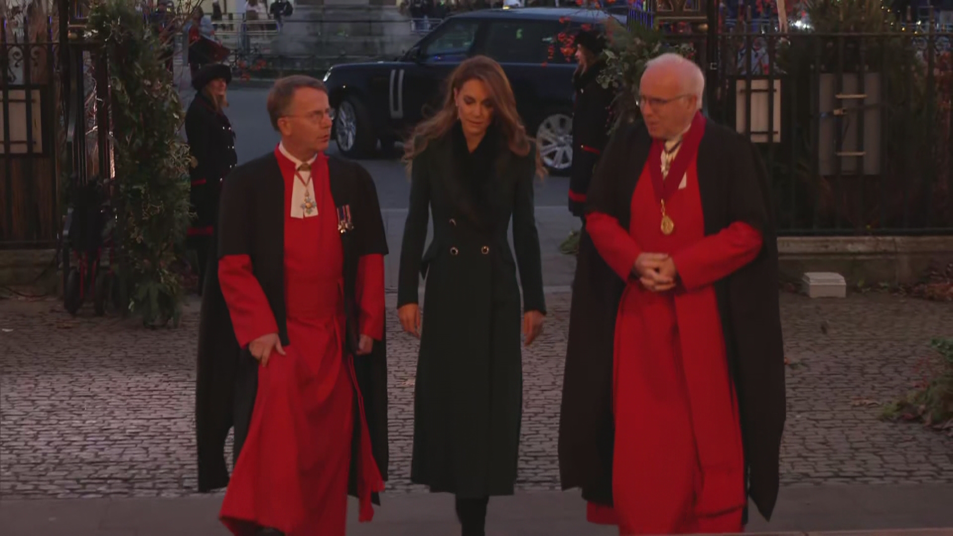 Princess of Wales arrives for Christmas carol service