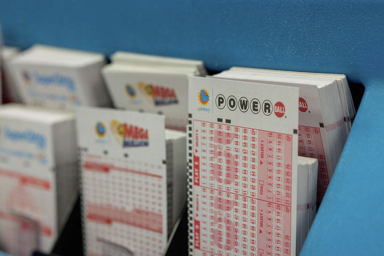What time is the next Powerball drawing? $820M jackpot now 8th-largest ...
