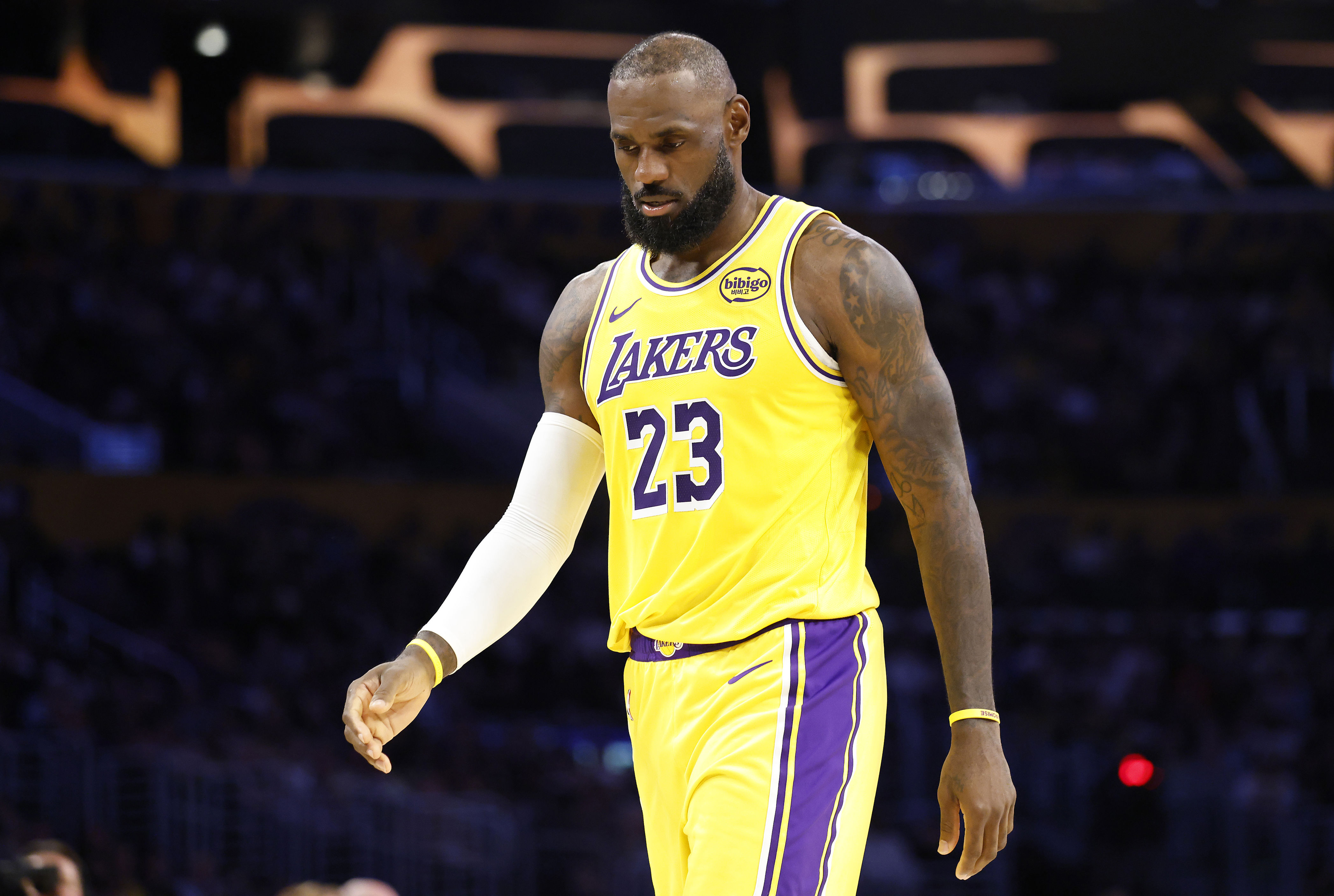 Lakers’ LeBron James gives 3-word response to streak ending