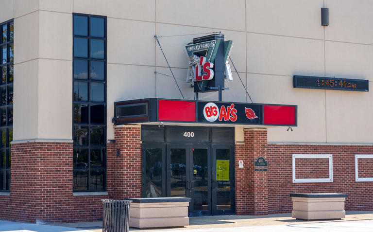 Big Al's to reopen in downtown Peoria under new rules and new hours