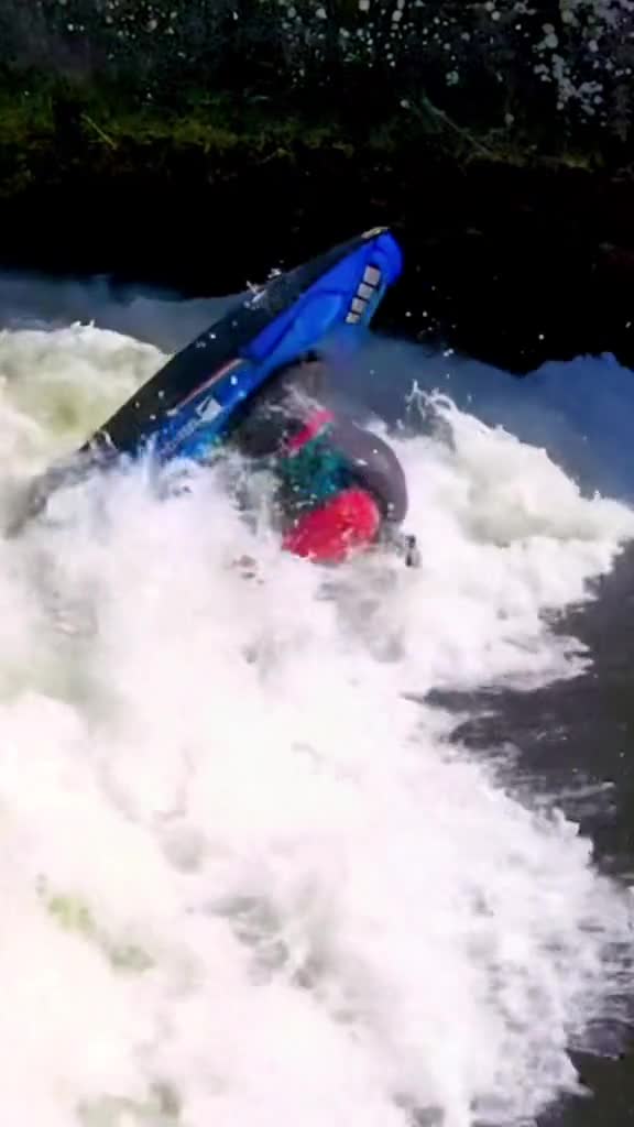 Mesmerizing water flow captured up close