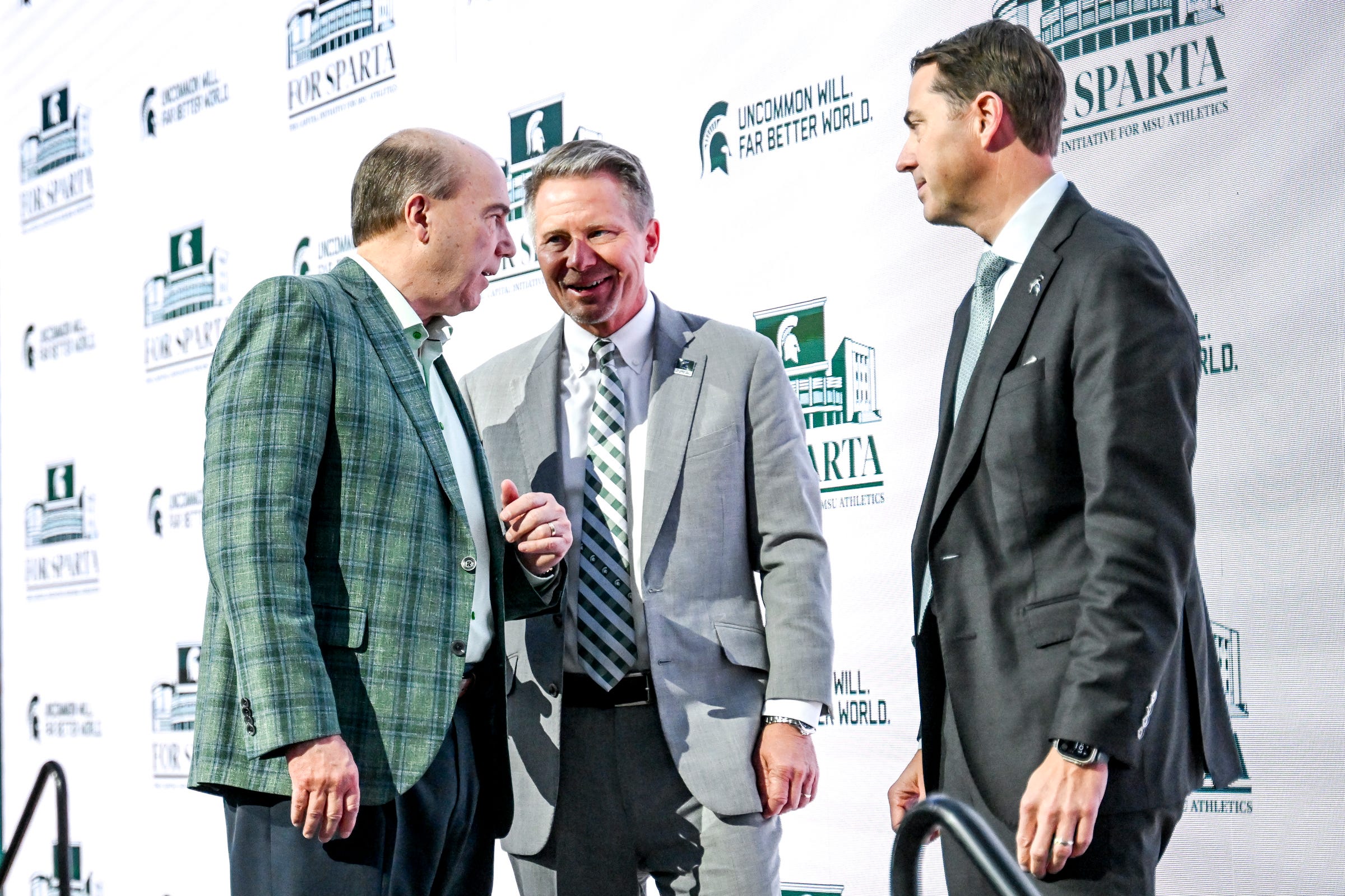 Michigan State's new mega-donation started with Tom Izzo mowing a lawn