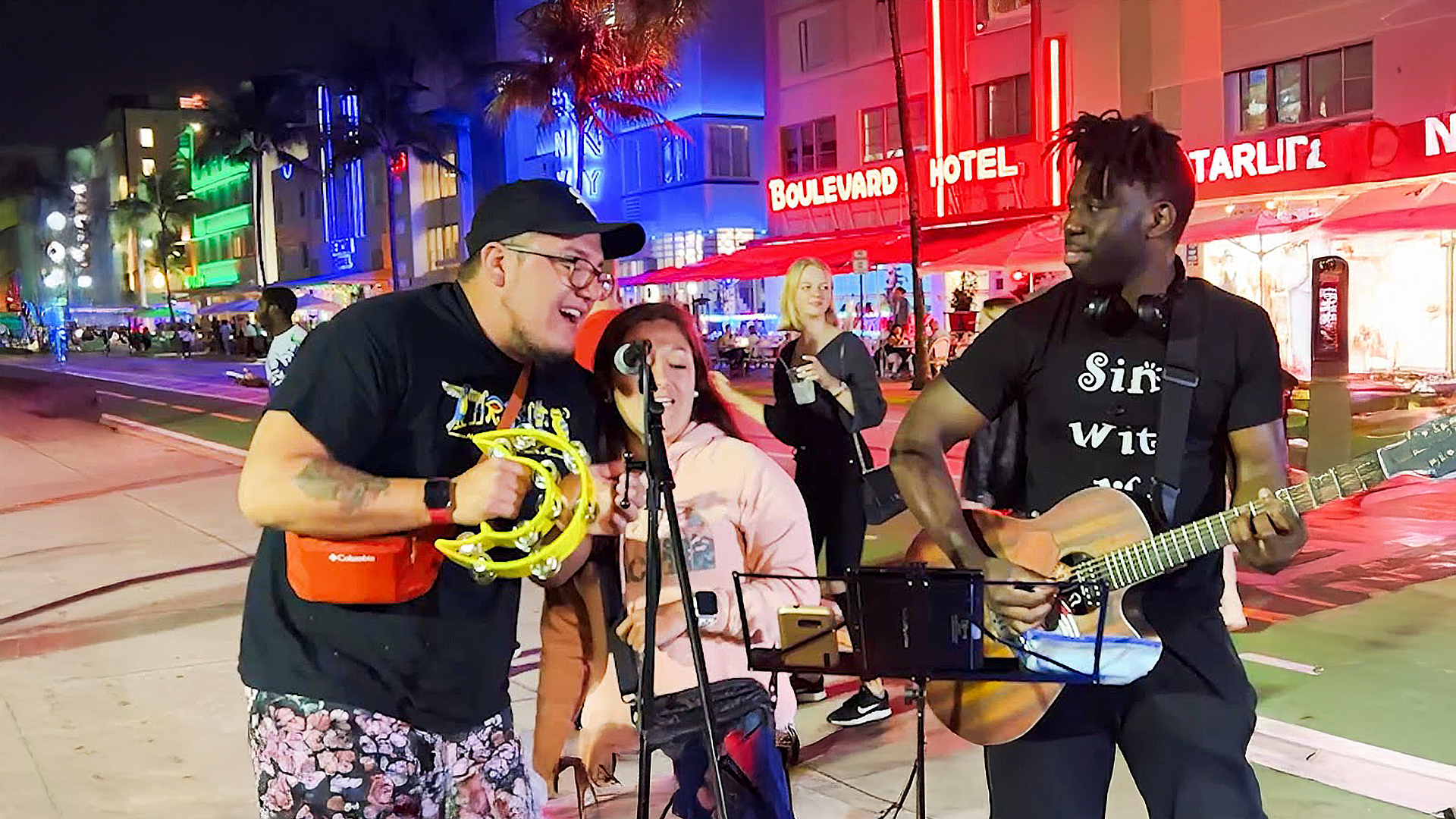 This random couple sings a Spanish song, then the party starts!