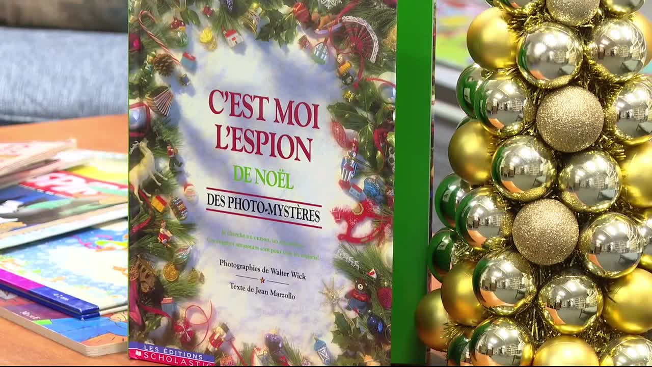 Papa Noel and hot cocoa