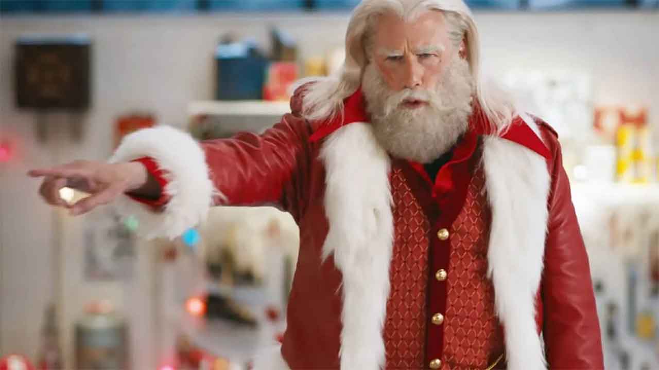 Dressed as Santa Claus, John Travolta recreates famous 'Grease' scene ...