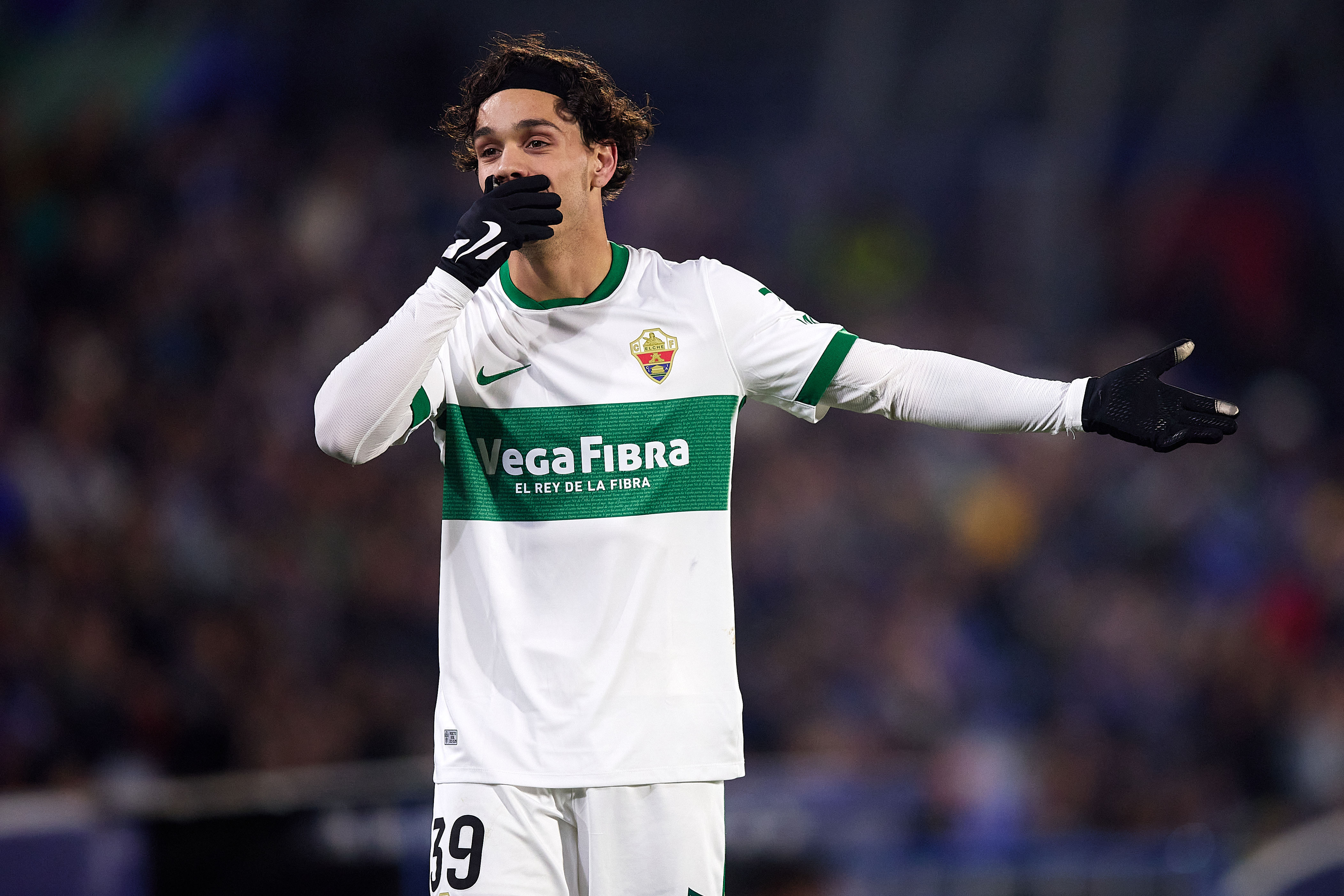 Watch: Barcelona loanee Hector Fort scores golazo for Elche