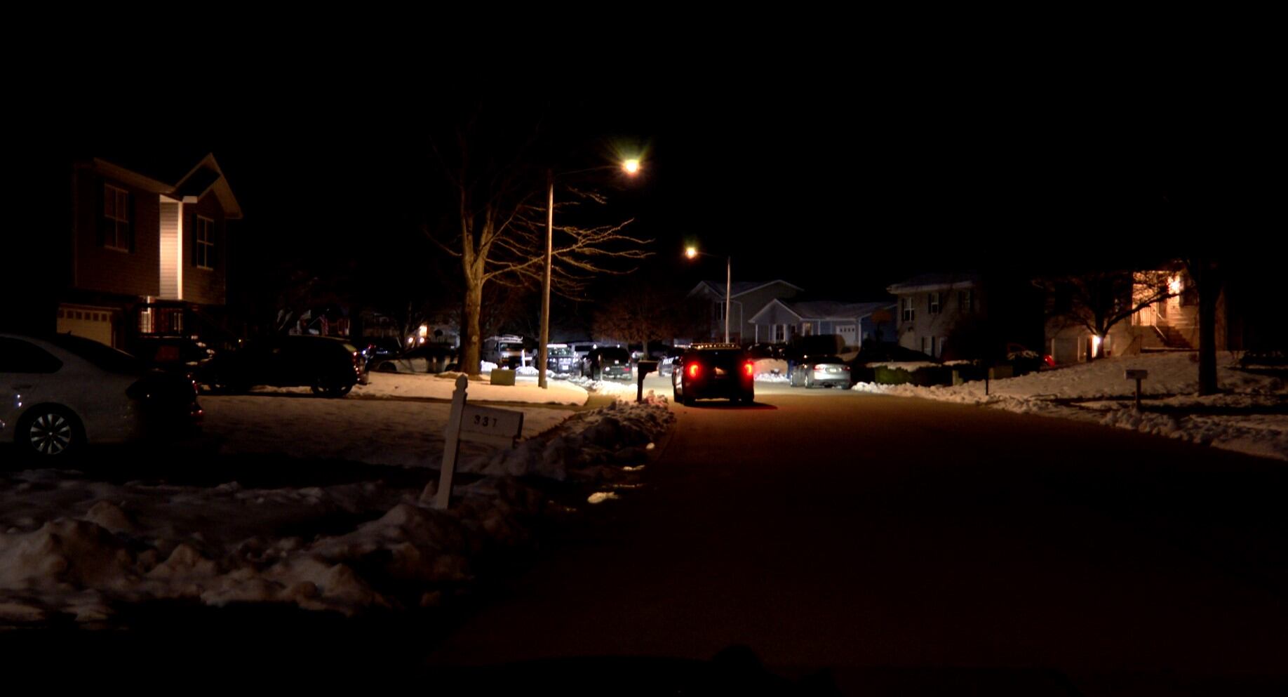 Suspect dead after shooting, armed robbery in Troy, Illinois