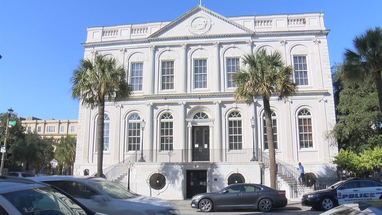 Charleston City Council advances $381M budget for 2026, employees see ...