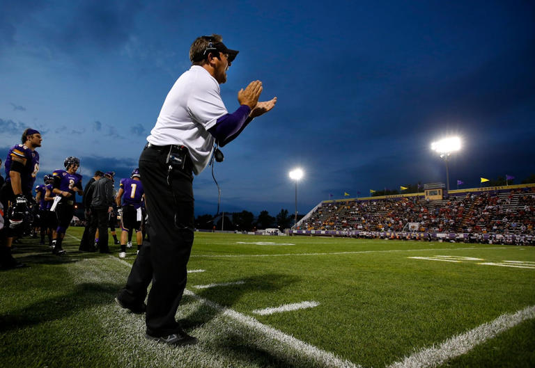 Minnesota State Mankato to face reigning champs in Division II playoffs