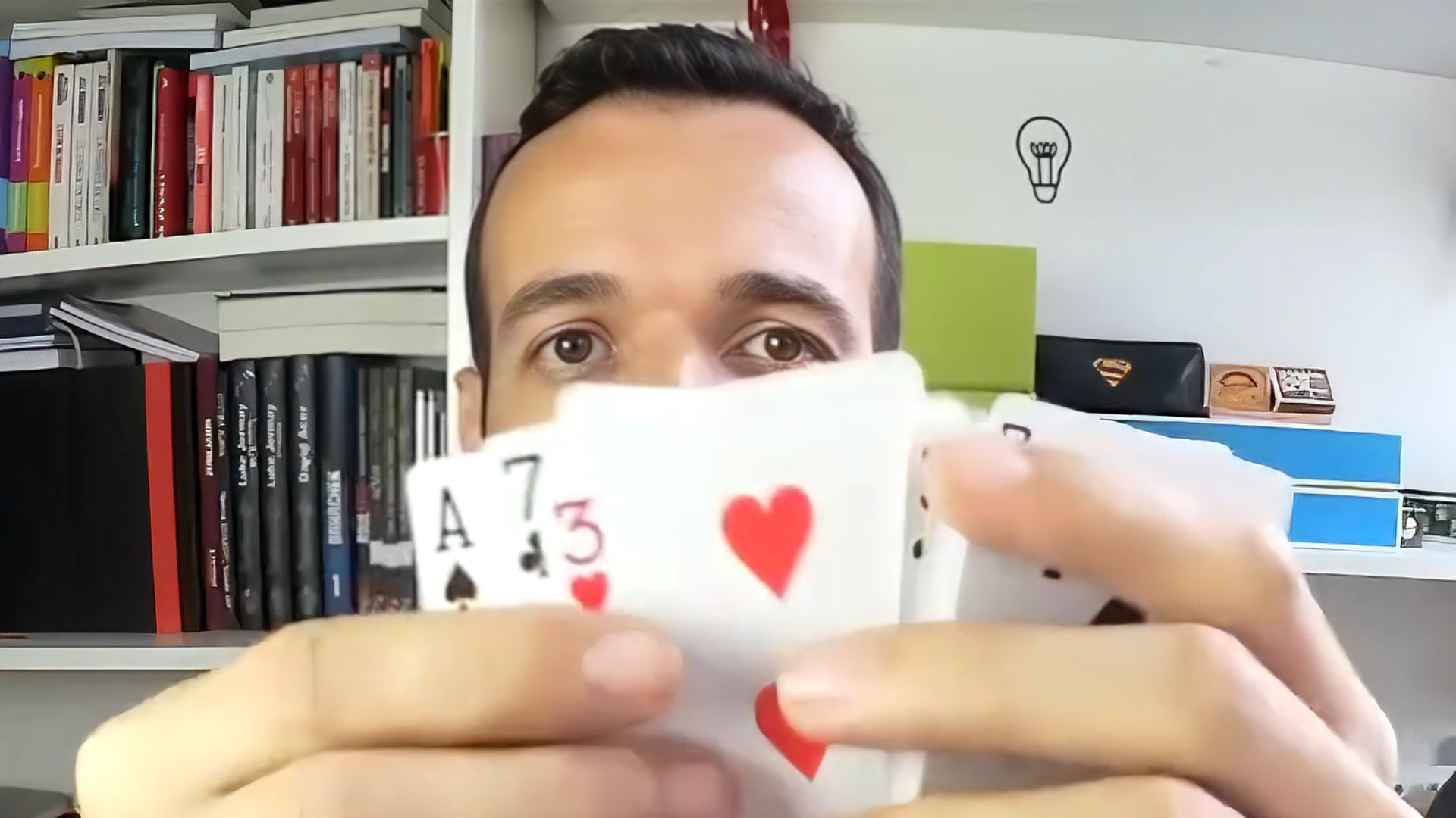 Le tour de carte bluffant d'un spectateur