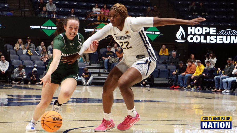 West Virginia overpowers winless Mercyhurst